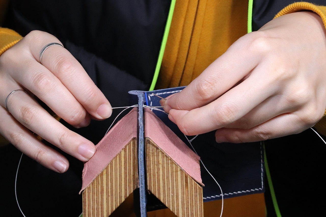 La artesanía del cuero: ¿En qué consiste? - SINEQUAL el portal de los ...